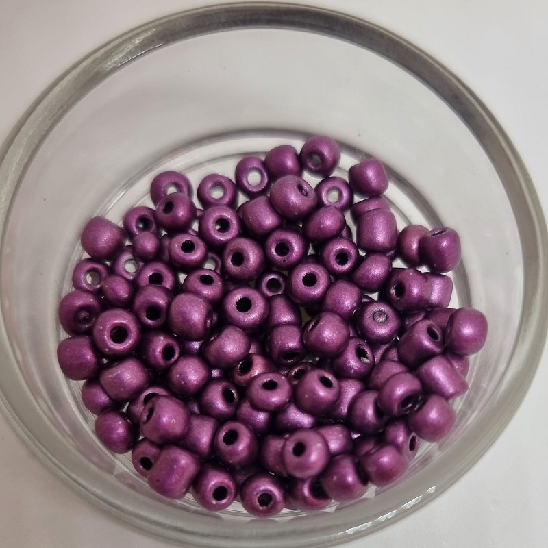 Perlice sitne tamno ljubičaste